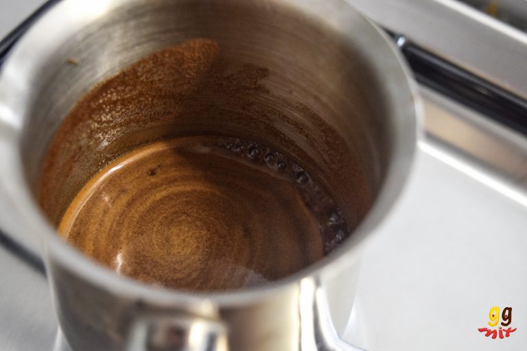 GREEK CYPRIOT COFFEE | Easy Traditional Method | ggmix