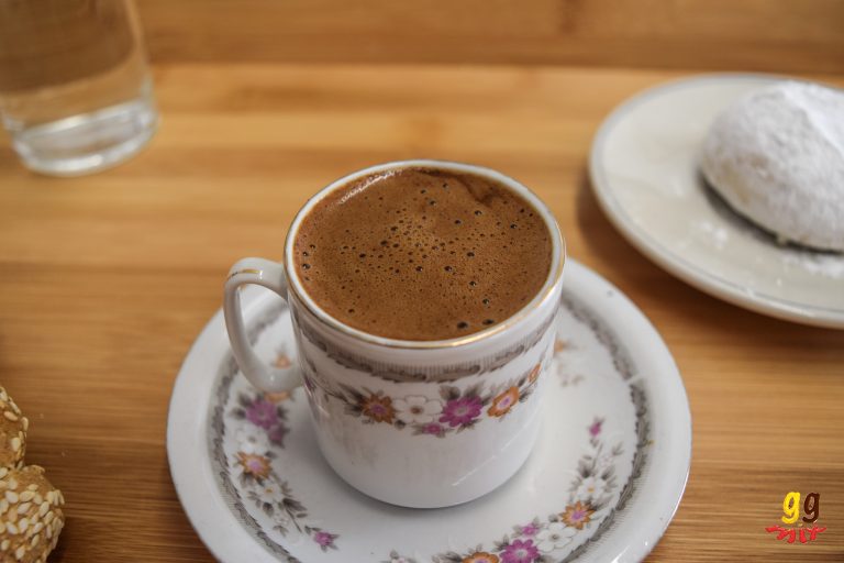 GREEK CYPRIOT COFFEE | Easy Traditional Method | ggmix